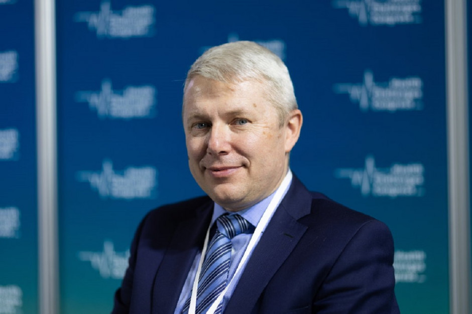 Sebastian Szymanek z Polpharmy o inwestowaniu w Polsce. "Przyglądamy ...