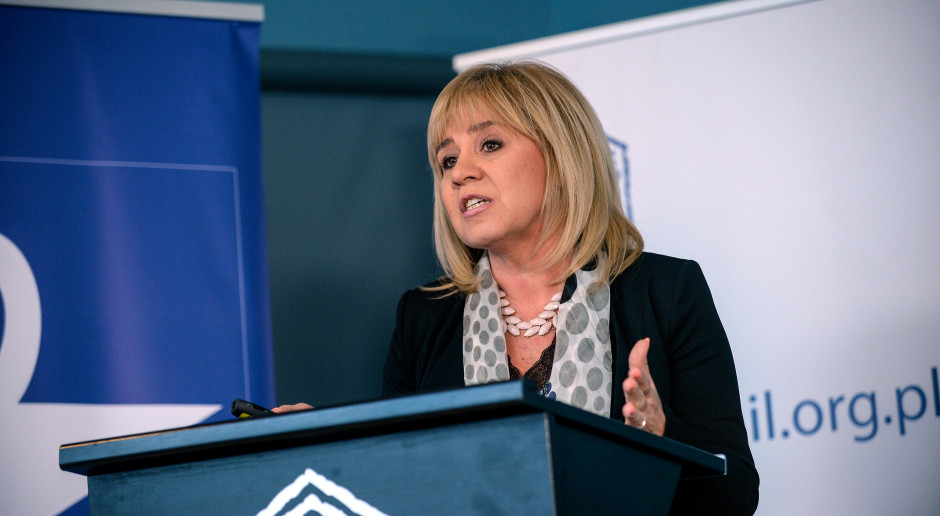 Łodzińska: uregulowanie płac i urlop zdrowotny priorytetem dla pielęgniarek