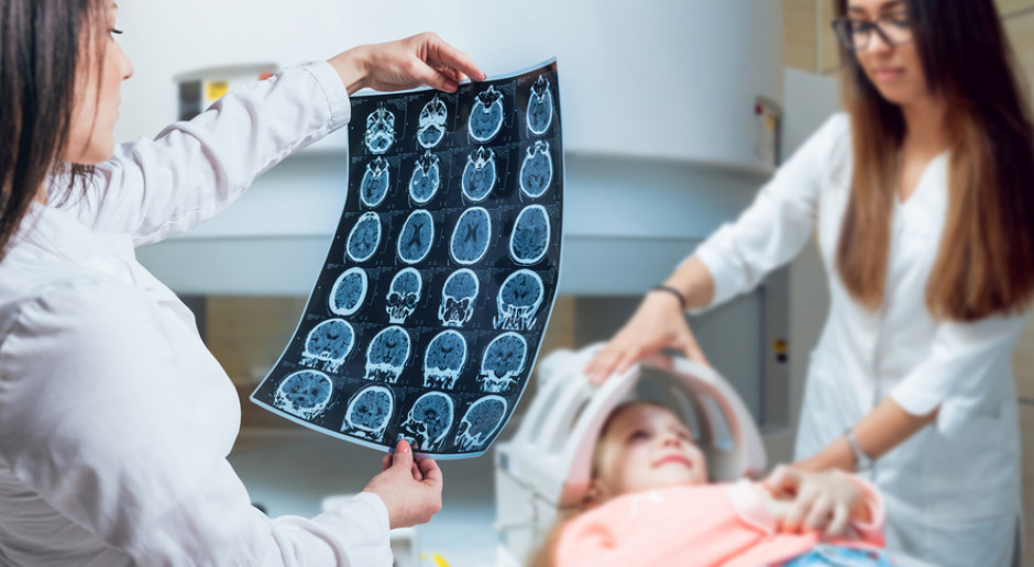 Udar mózgu u dziecka: właśnie ukazały się polskie rekomendacje. Mają je ...