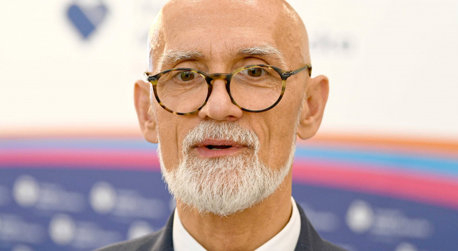 Nowy odcinek podcastu "Zdrowie w Rozmowie". O zmianach w szpitalnictwie opowiada szef Instytutu ...