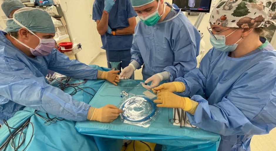 Wypalili jej guza mózgu laserem. To druga taka operacja w Polsce