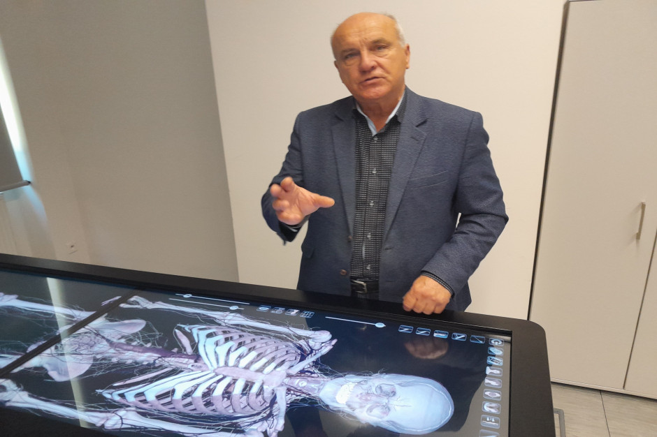 Czy anatomii lekarz nauczy się wirtualnie? Prof. Bajor: nic nie zastąpi ...