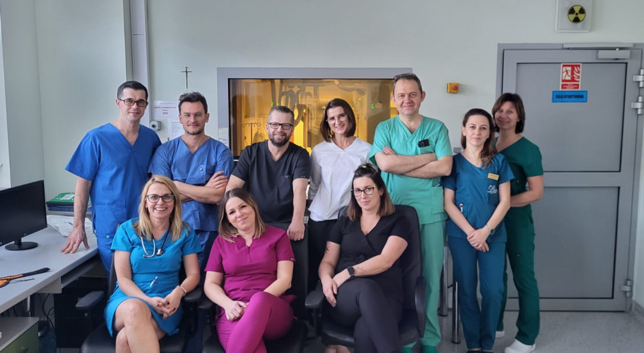 Pierwsze zabiegi zamknięcia przetrwałego otworu owalnego w Białej ...