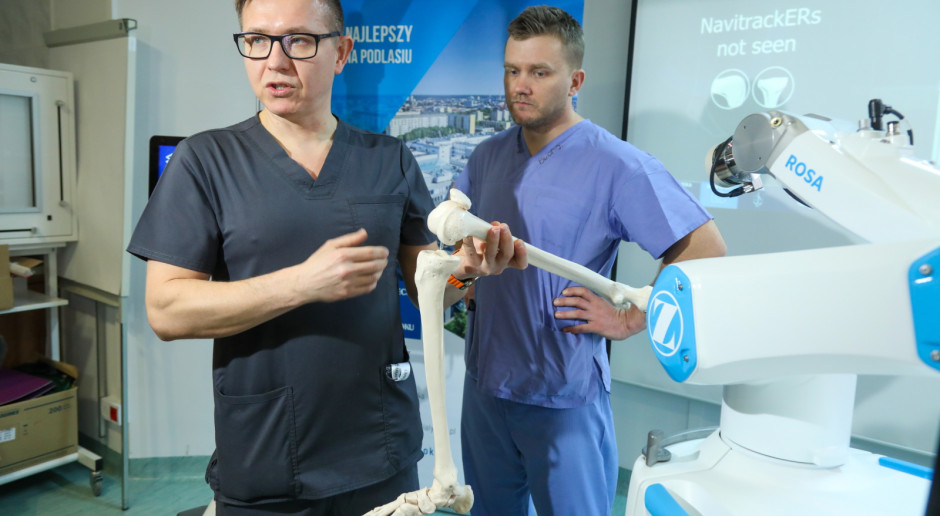 Endoprotezoplastyka: robot wspiera lekarzy w operacjach. W Polsce ...