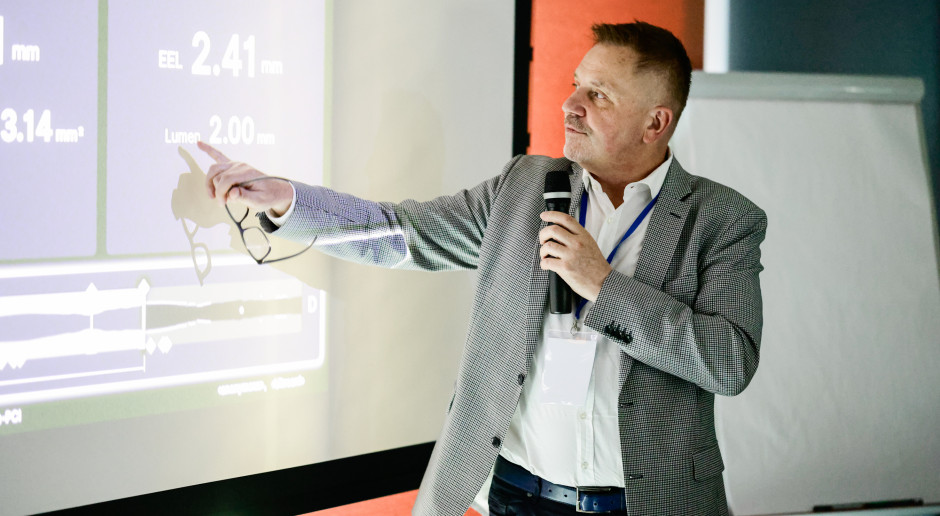 Dr hab. med. Janusz Kochman: angioplastyka w obrębie bifurkacji tętnic ...