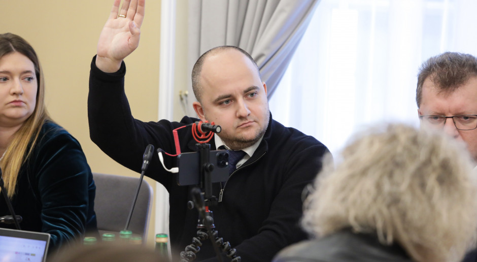 Poseł Matecki pyta MZ o długi obcokrajowców względem szpitali